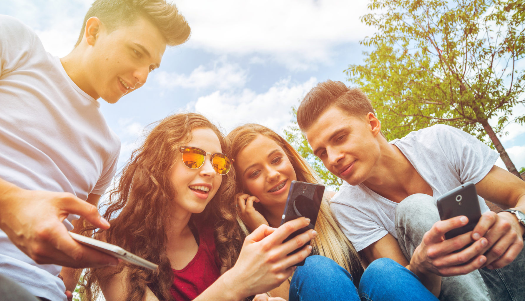 Come vivono i giovani il mondo del web e dei social